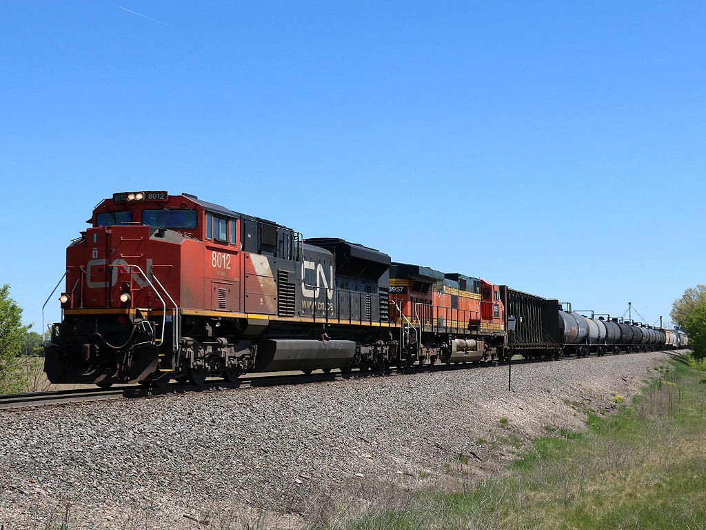 CN 8012